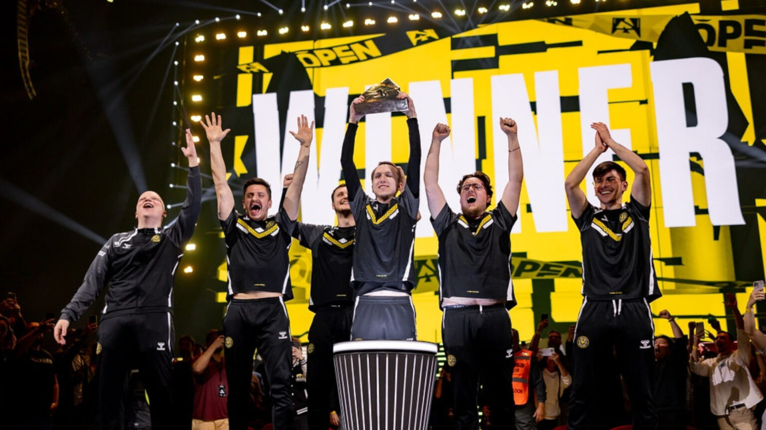Winners of The Game Awards 2025 esports awards - Esports Kingdom